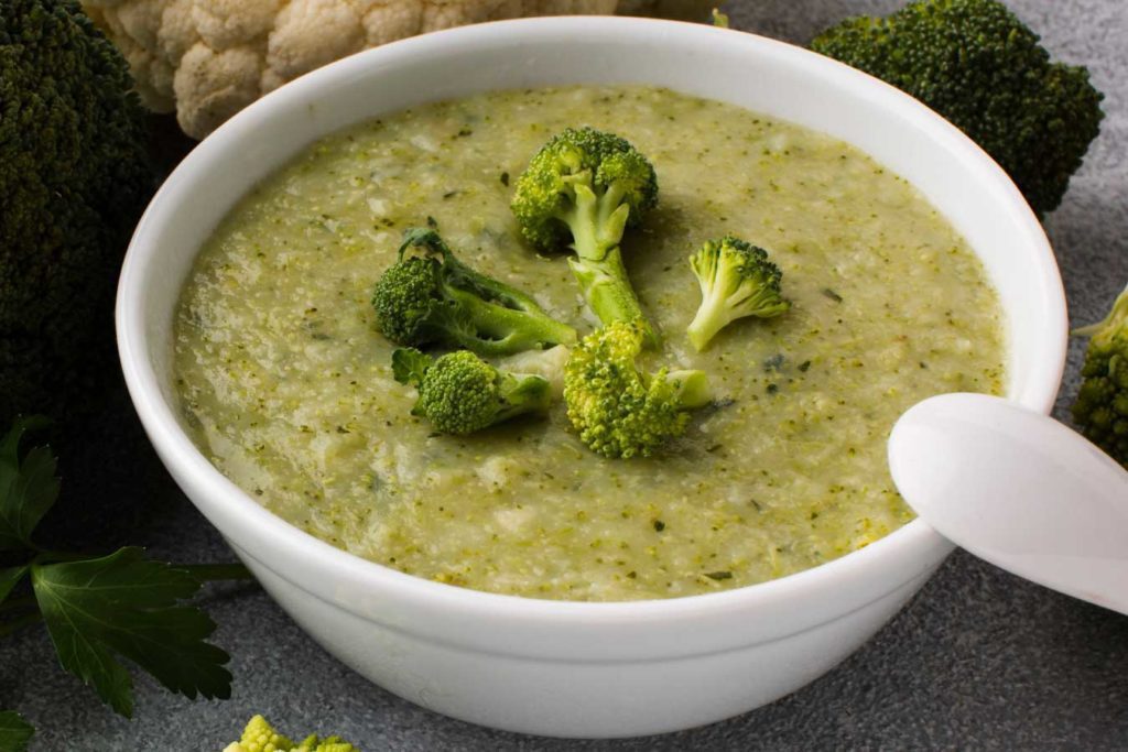 Sopa cremosa de brócoli: receta reconfortante y con sabor.
